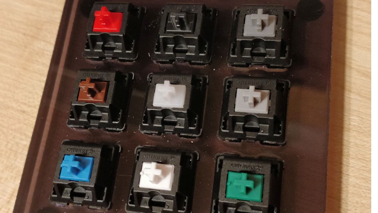 Tactile vs. Linear Switches (Perfect Fit) - OnGameStart