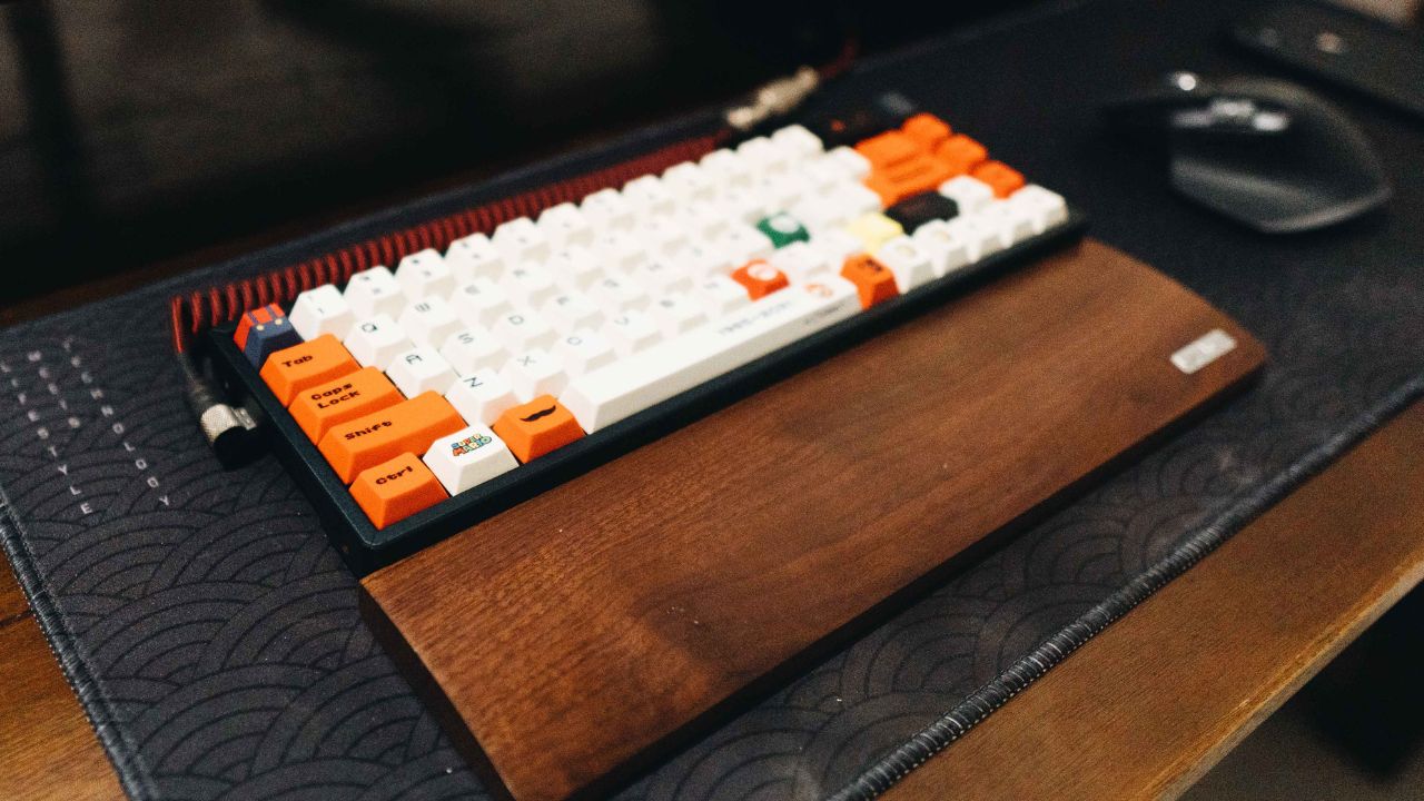 A Gaming Keyboard for Linux - OnGameStart